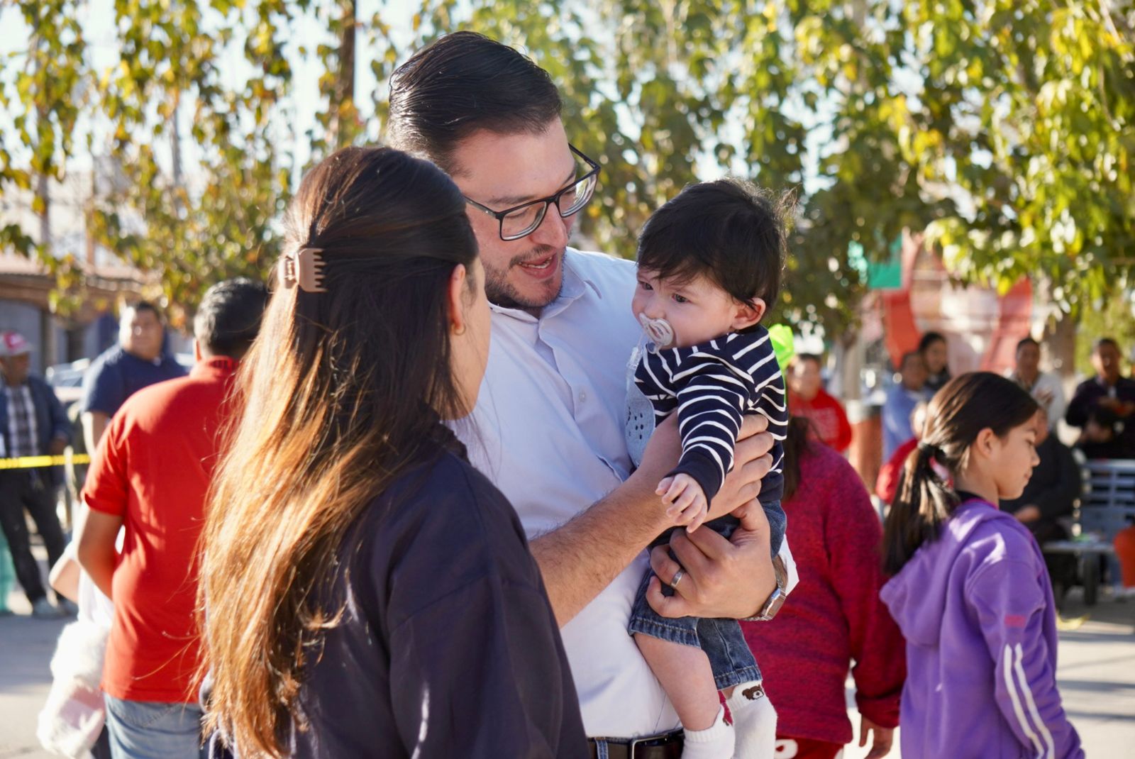 Mario Alberto Mata fortalece mensaje de cercanía con familias en la Tercera Posada Navideña en ...